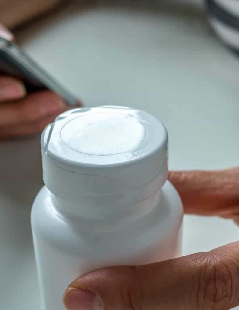 Fomepizol: o que é e como funciona o antídoto do metanol - D Marília